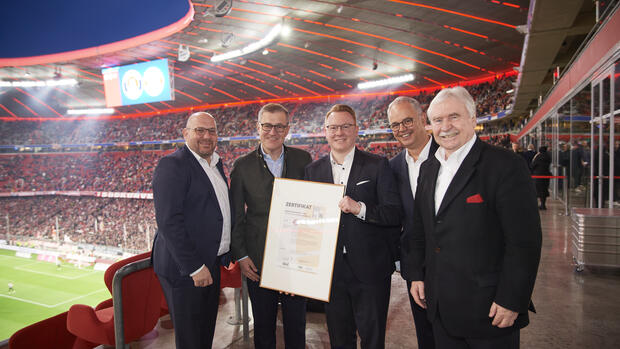 SGS Germany GmbH: FC Bayern München setzt neue Maßstäbe: Auszeichnung ...