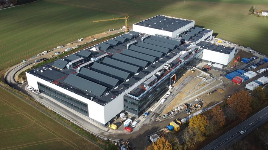 Schaltbau: Energieeffiziente Fabrik soll 35 Prozent Kosten sparen